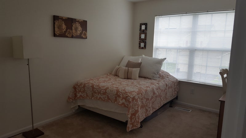 'Townhouse share/Room for rent' Room to Rent from SpareRoom