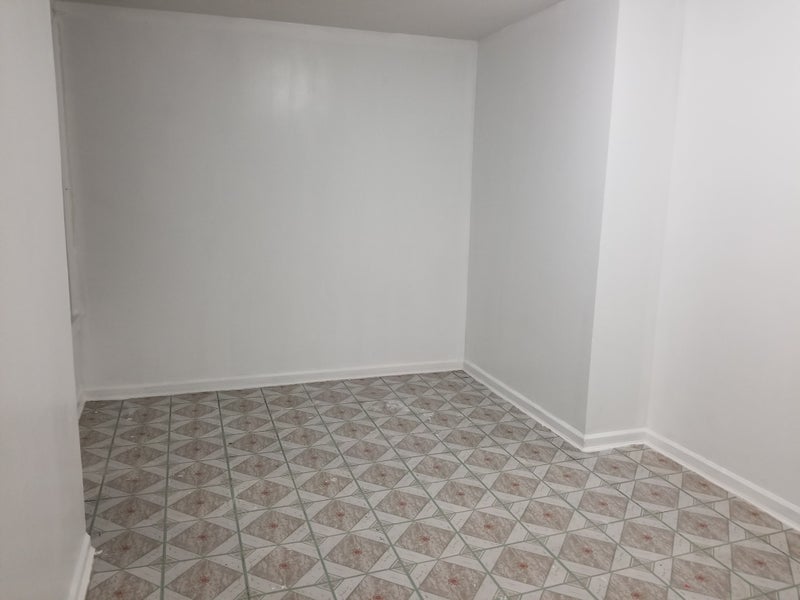 'Empty Room For Rent' Room to Rent from SpareRoom