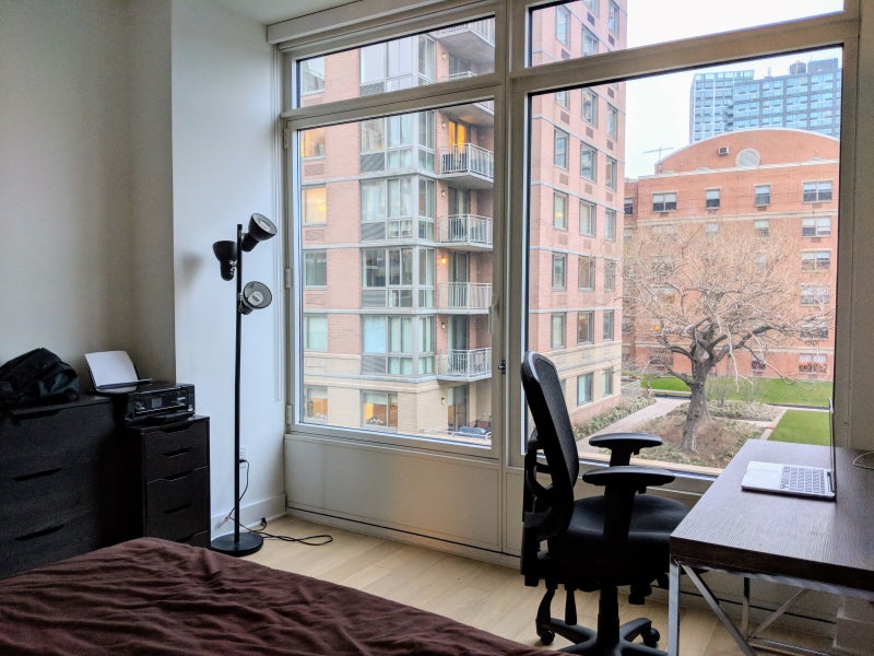 '1 BR available in 3B/2B LIC Luxury Apartment' Room to Rent from SpareRoom