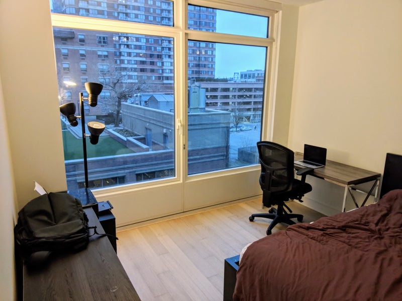 '1 BR available in 3B/2B LIC Luxury Apartment' Room to Rent from SpareRoom