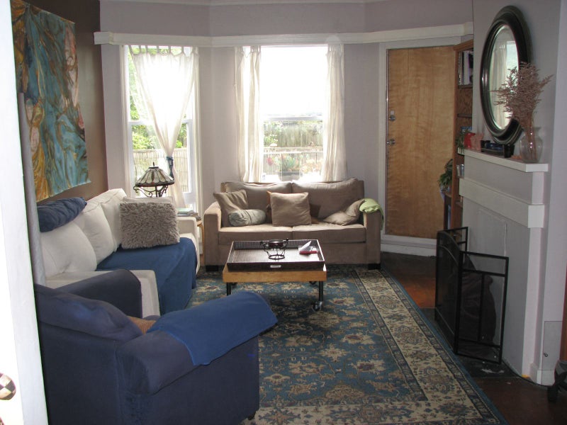 '12x13 Room with Walk in Closet - Women preferred' Room to Rent from ...