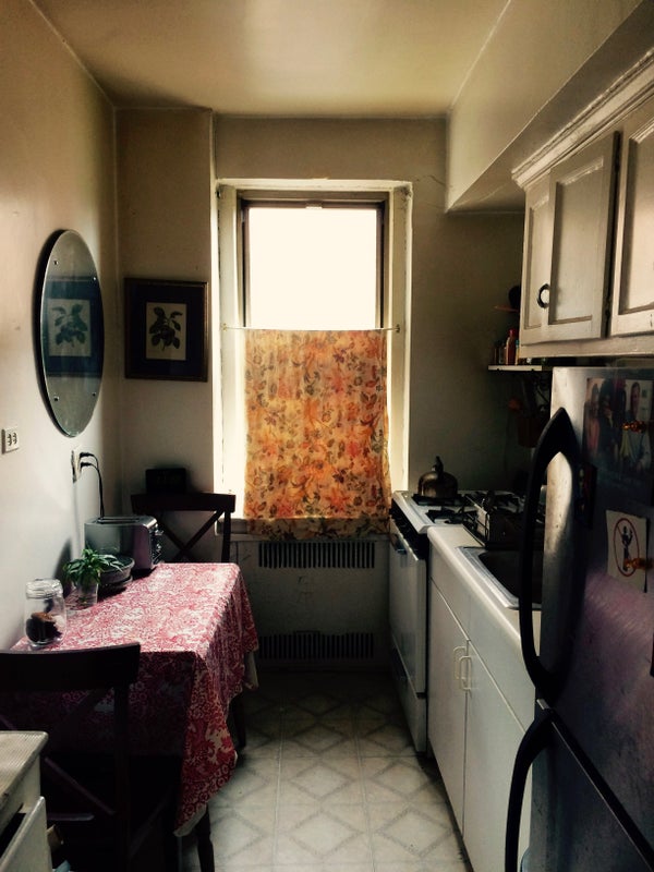 ' Sunny Large Furnished Bedroom - Sunnyside' Room to Rent from SpareRoom