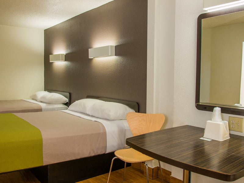 'Studio Rooms for Short & Long Term Stay' Room to Rent from SpareRoom