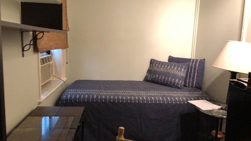 'Large nice room in a cozy and very clean apartment' Room to Rent from ...