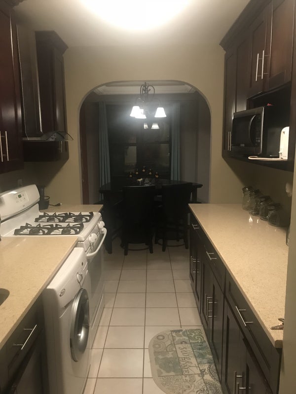 '12x13 room for ren in Co-op building in the Bronx' Room to Rent from ...