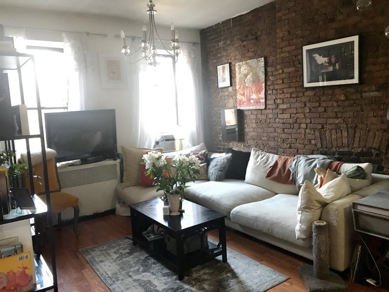 'Subletting sunny large room avl 6/1 East village ' Room to Rent from ...