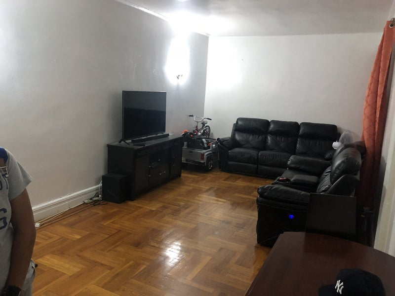 'Spacious, Unfurnished Room in the Bronx' Room to Rent from SpareRoom