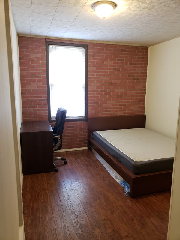 'A Private furnished 104 sq ft room in Glendale ' Room to Rent from ...