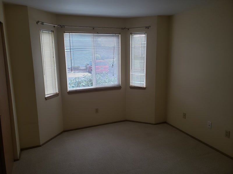 'Hi Room just became available' Room to Rent from SpareRoom