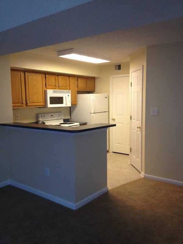 'Room with Friendly Roommate' Room to Rent from SpareRoom