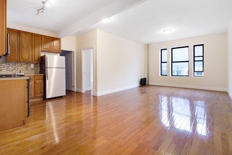 '3 Remaining Rooms for Lease' Room to Rent from SpareRoom