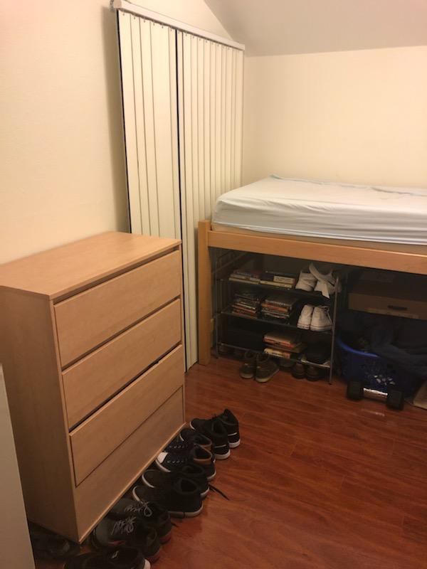 'Male Room Wanted-Glendale' Room to Rent from SpareRoom