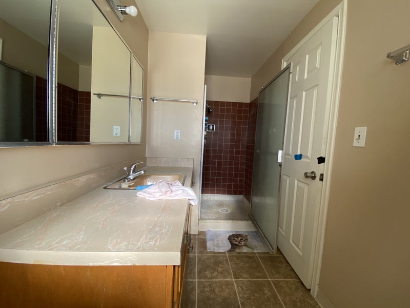 'Two Normal Rooms And Master Bedroom For Rent ' Room to Rent from SpareRoom