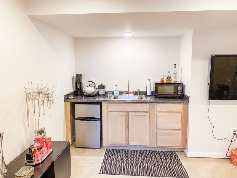 'Basement Studio Apartment w/walkout Entry' Room to Rent from SpareRoom