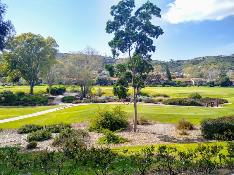 'Beautifully Remodeled Condo on Golf Course' Room to Rent from SpareRoom