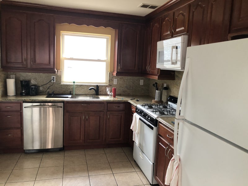 'Looking for Roommate' Room to Rent from SpareRoom