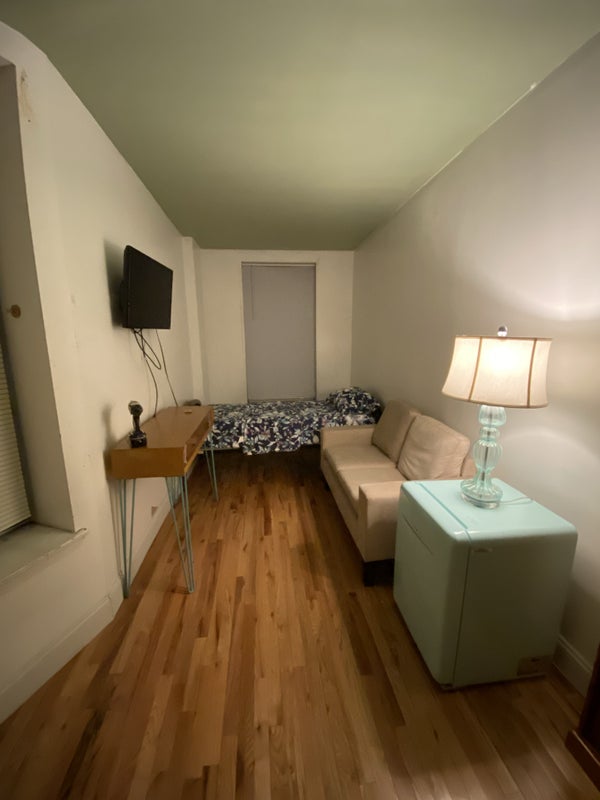 'Large Furnished Bedroom. ' Room to Rent from SpareRoom