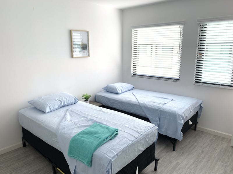 'Private and Shared Rooms + Utilities included ' Room to Rent from ...