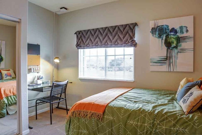 'Room in 4x4 available for Fall 2020!!' Room to Rent from SpareRoom