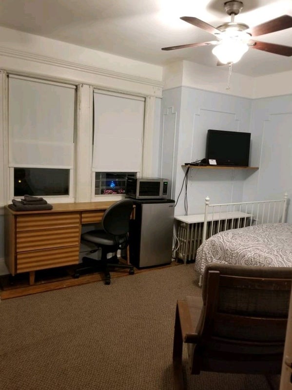 'Large Furnished Room' Room to Rent from SpareRoom