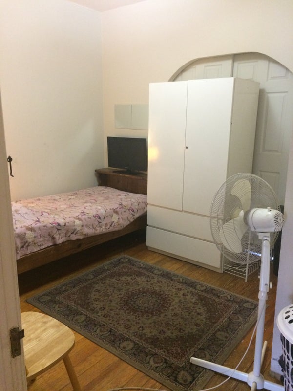 'Private Furnished Room ' Room to Rent from SpareRoom