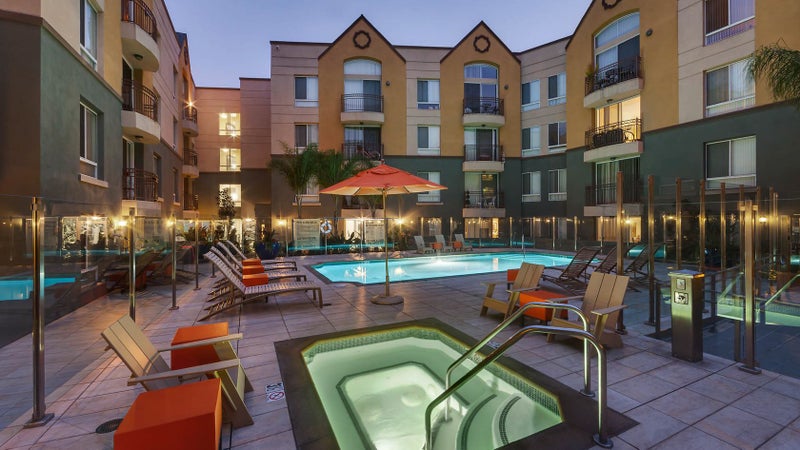 'Looking for 3rd Roommate in 3 Bed 3 Bath in MDR ' Room to Rent from ...