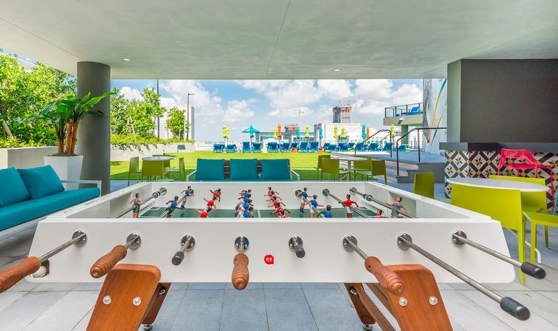 'Downtown Miami Gem w/ a full bar!' Room to Rent from SpareRoom