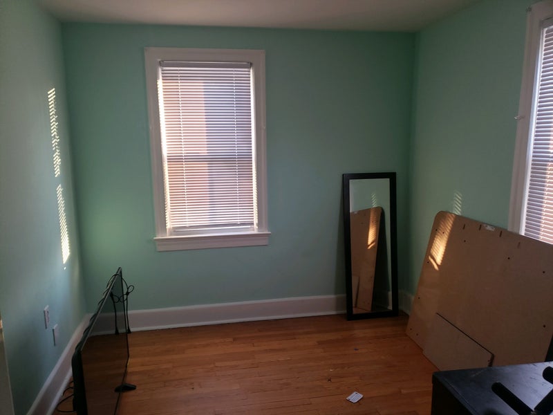 'Looking For An Awesome Roommate ' Room to Rent from SpareRoom