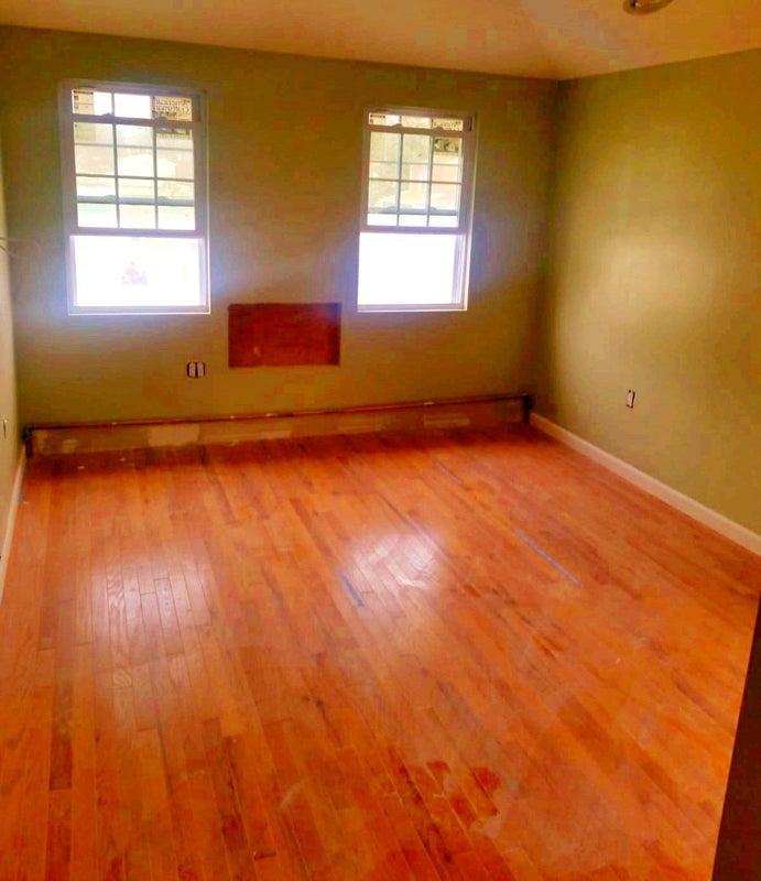 'Large Spacious Room $800 Per Month' Room to Rent from SpareRoom