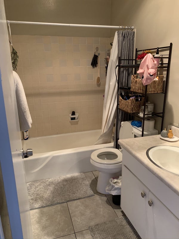 'Private bedroom, shared bathroom' Room to Rent from SpareRoom