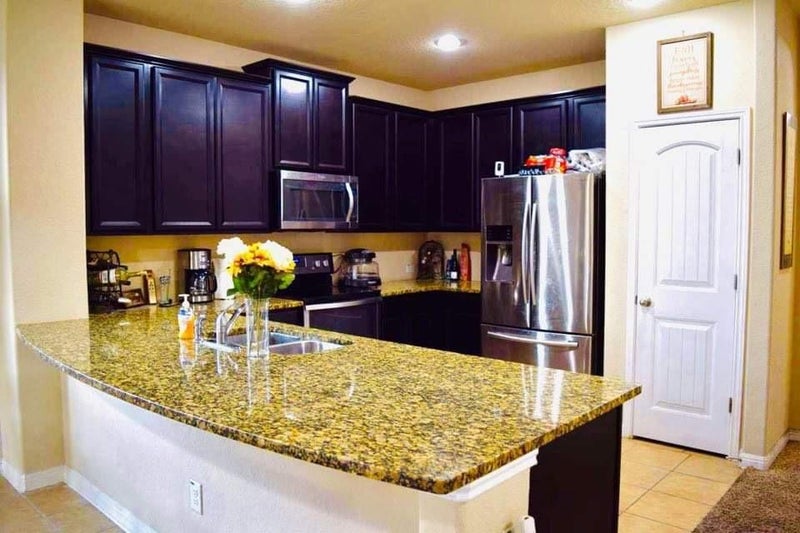 'Very nice 5 bedroom house with nice amenities' Room to Rent from SpareRoom