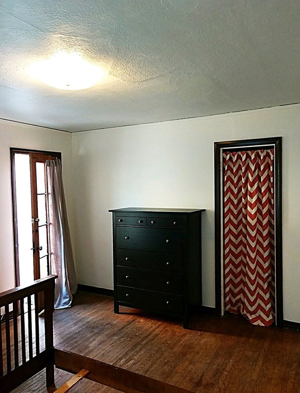 'Sunny Rear Bedroom with Patio Door in Hollywood' Room to Rent from ...