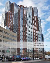 'Luxury sky rise living ' Room to Rent from SpareRoom