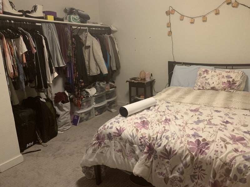 'Cozy medium sized room in Midvale' Room to Rent from SpareRoom