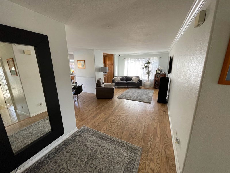 'Room for Rent - Cuartos en Renta' Room to Rent from SpareRoom