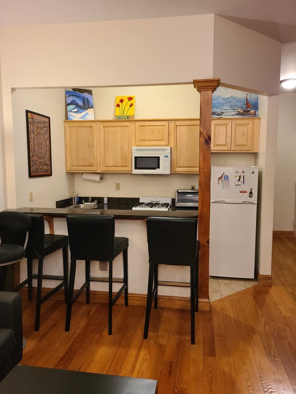 'UWS private bed/bath w/ shared living room/kitchen' Room to Rent from ...