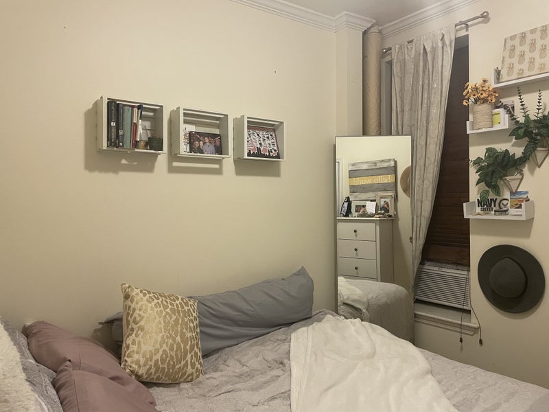 'Roommate needed to fill Chelsea apt 1,300 p month!' Room to Rent from ...