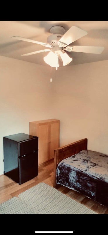 'Room w a View in W. Springfield ' Room to Rent from SpareRoom