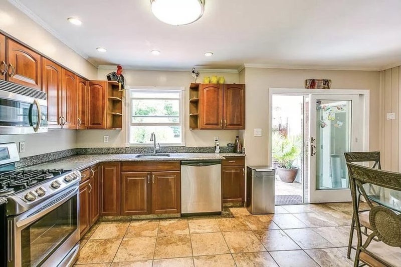 'Newly done room ' Room to Rent from SpareRoom