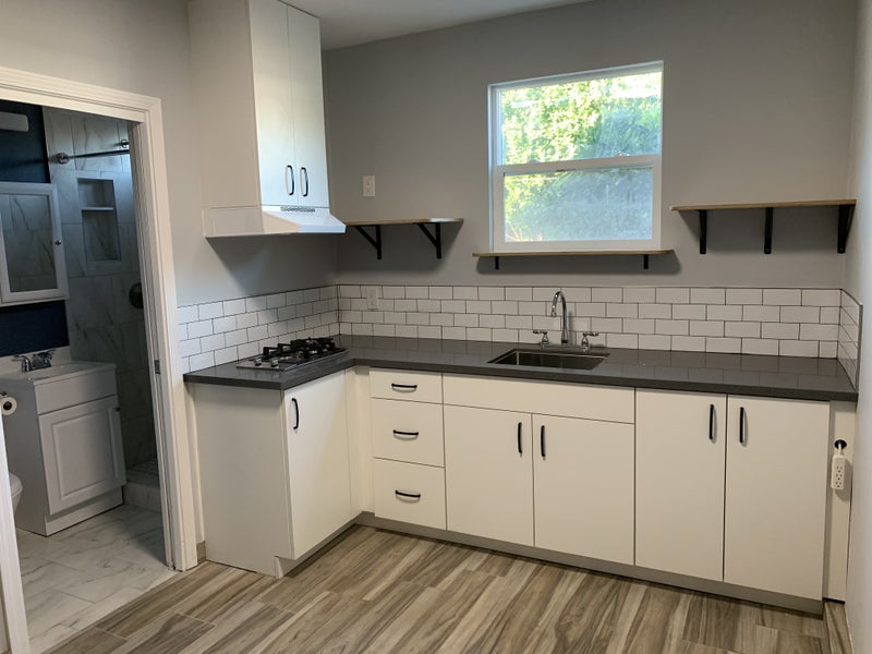 'Private Room with Kitchenette ' Room to Rent from SpareRoom