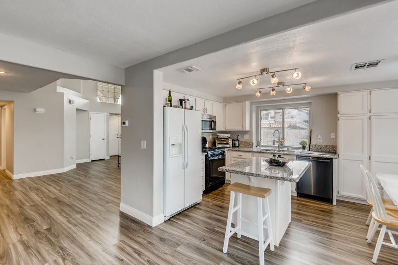 'Room for Rent - Large House! ' Room to Rent from SpareRoom