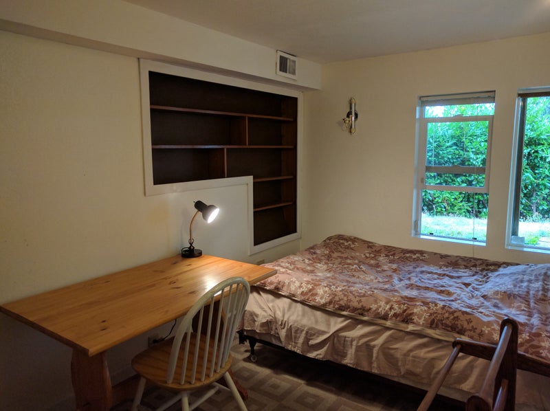 'Multiple private furnished rooms for rent near UW' Room to Rent from ...
