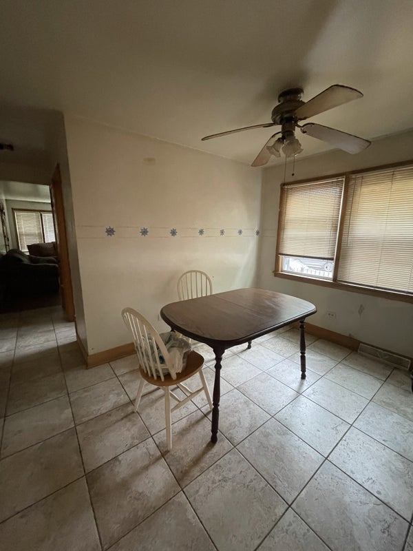 'Private room with shared common areas' Room to Rent from SpareRoom