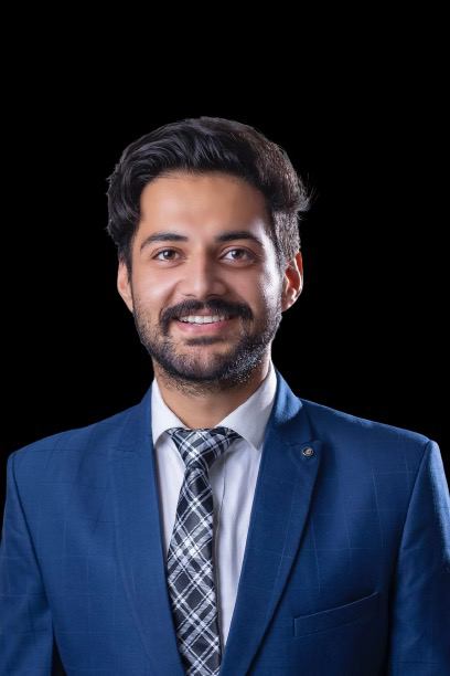 'Professional Male seeks a single or double room' Roommate from SpareRoom