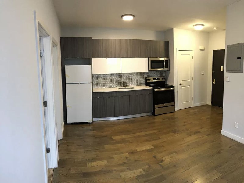 'Luxury room for rent in Bronx for great price!' Room to Rent from ...