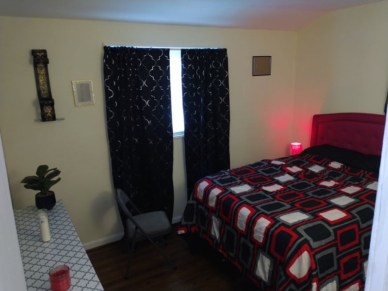 'Clean And Quite Room No Smoking In Or Outside' Room to Rent from SpareRoom