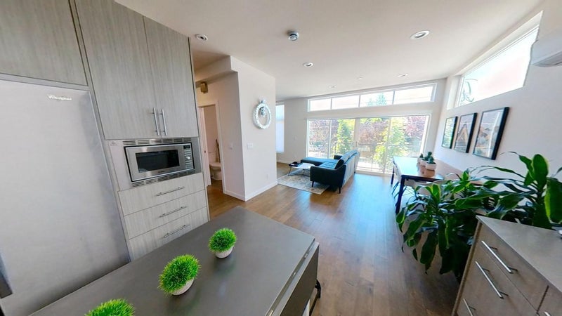 'Stunning North Delridge townhome with rooftop deck' Room to Rent from ...