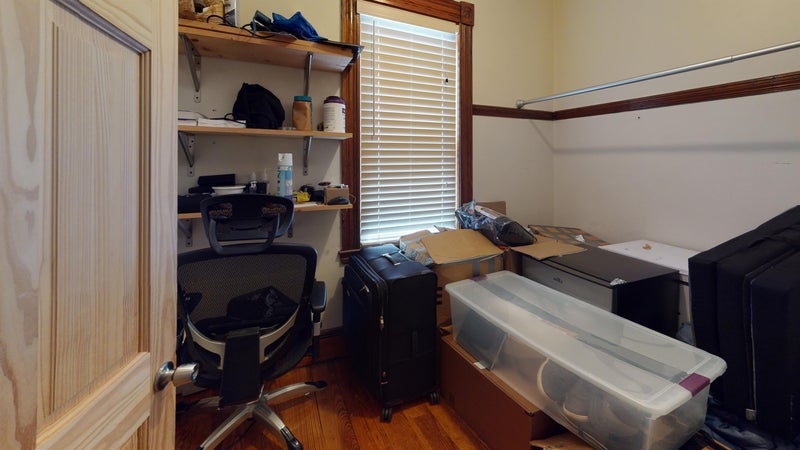 'Room in 5 BR in Aldie Street' Room to Rent from SpareRoom