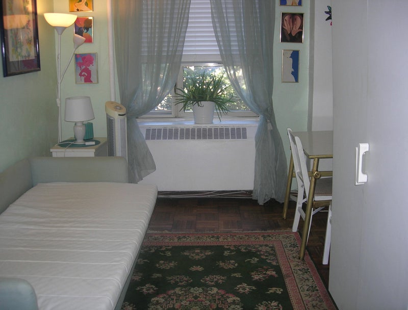 '$1300 Furnished 1 Bedroom' Room to Rent from SpareRoom