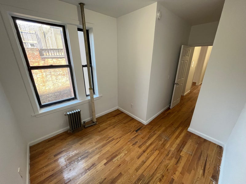 'Rooms Available in Harlem' Room to Rent from SpareRoom